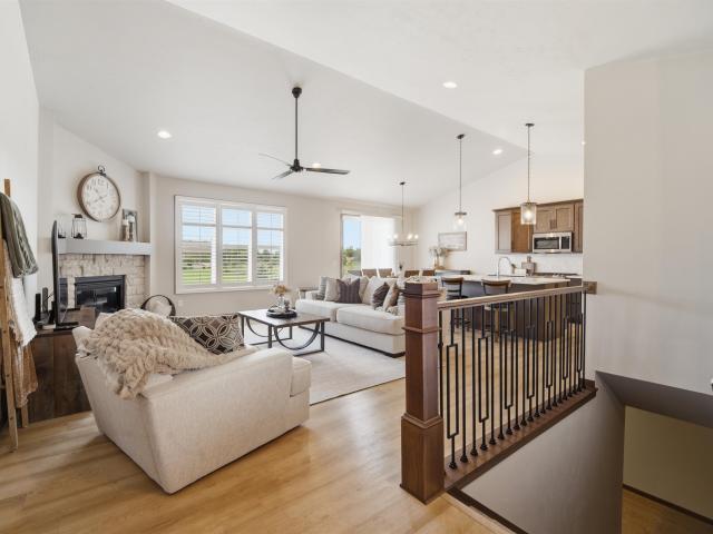 2875 e turquoise lane