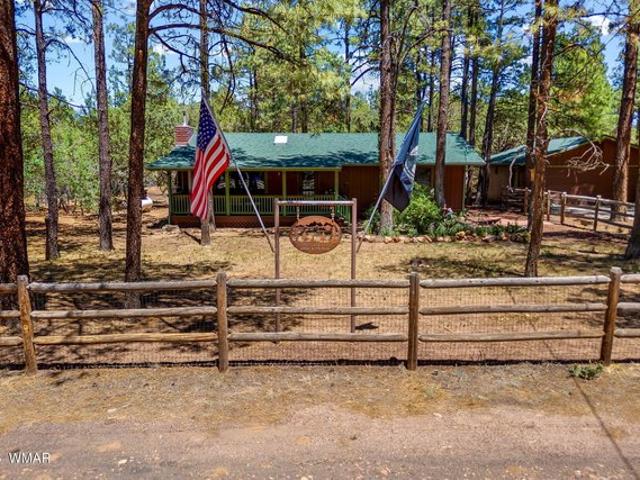 2875 Little Hawk Trl, Overgaard, AZ 85933