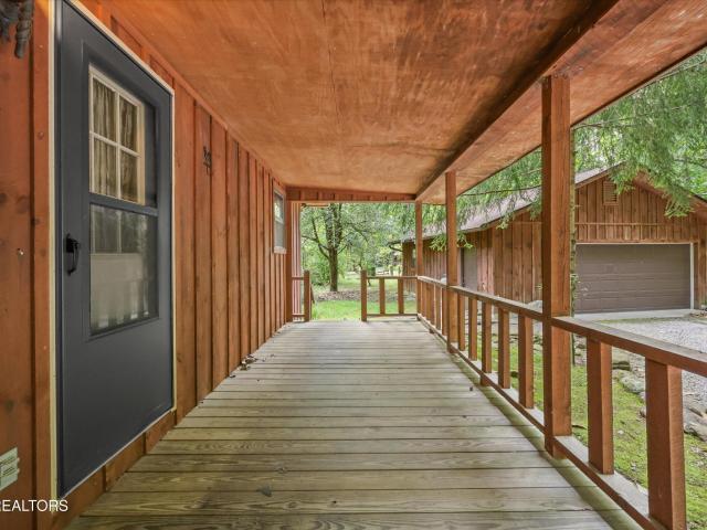 2876 Mcmahan Sawmill Rd