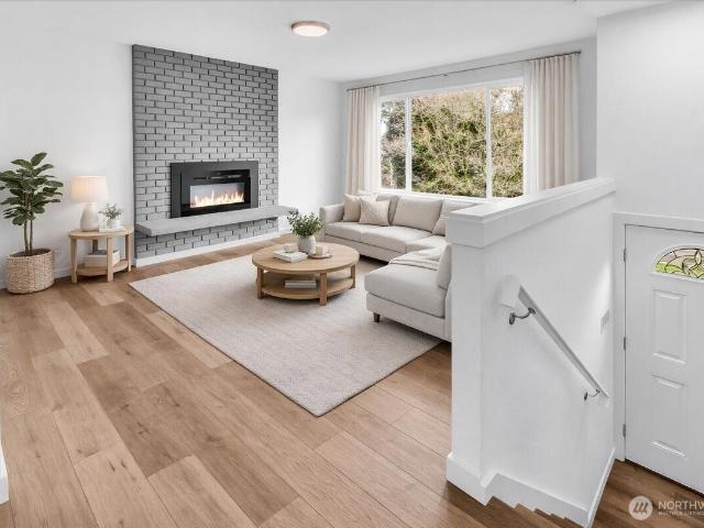 2976 rd Avenue S