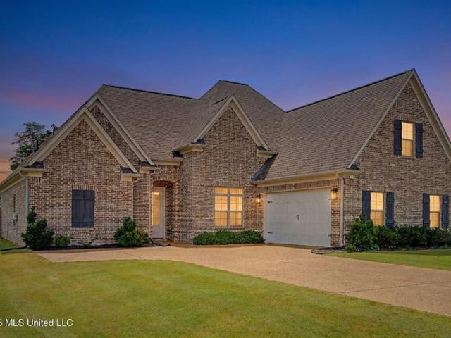 2876 Ross Meadows Ln, Olive Branch, MS 38654