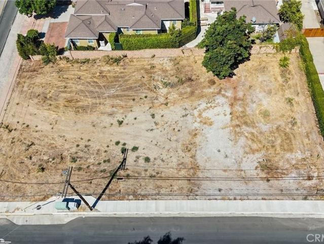 2877 Avenida Simi
