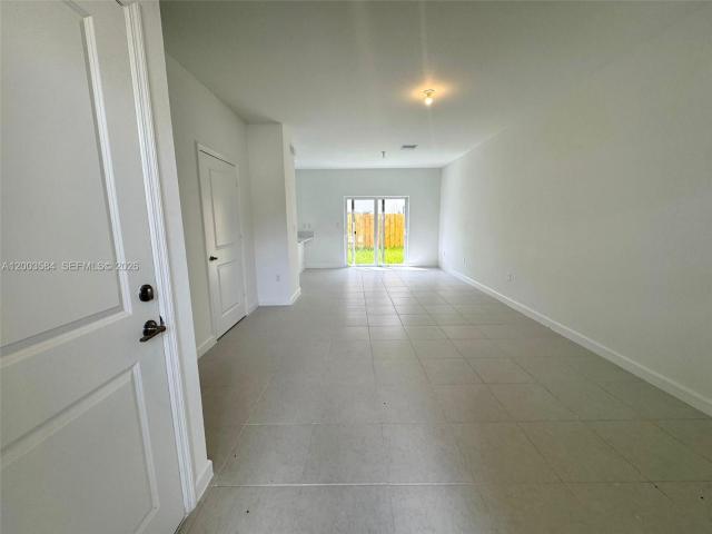 2877 SE 24th Ave, Homestead, FL 33035 | MLS #A12003