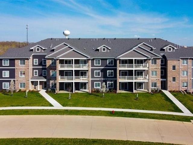 2877 Spring Rose Cir Unit 307, Coralville, IA 52241