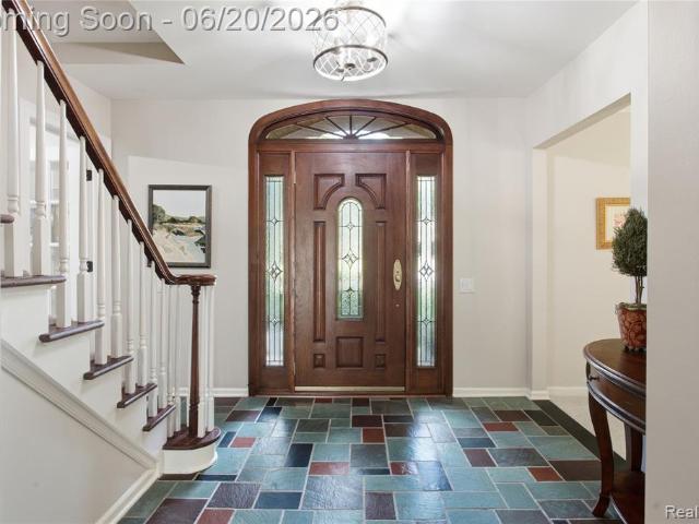 28785 Oak Point Drive