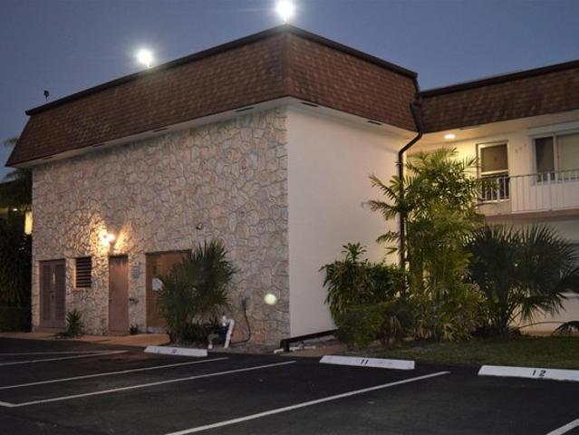 2878 Donnelly Dr Apt 106, Lake Worth, FL 33462