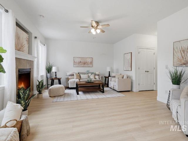 2879 Ridgebury