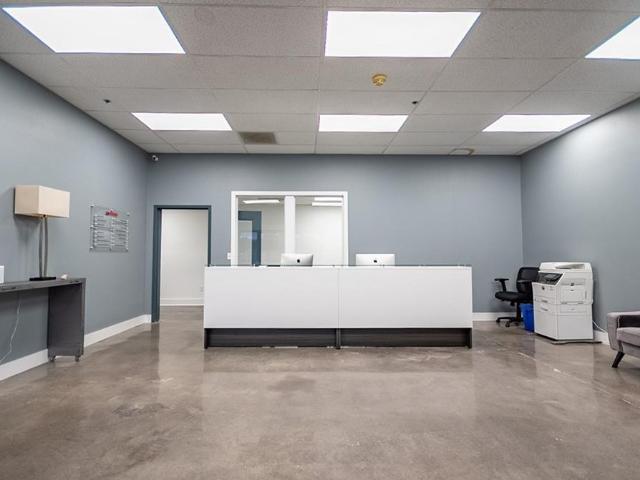 2879 W Walnut Street 102