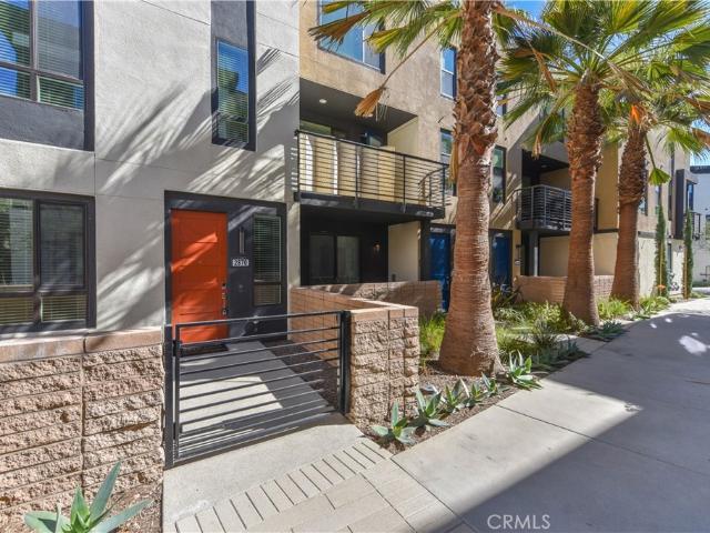 2870 N Glassell