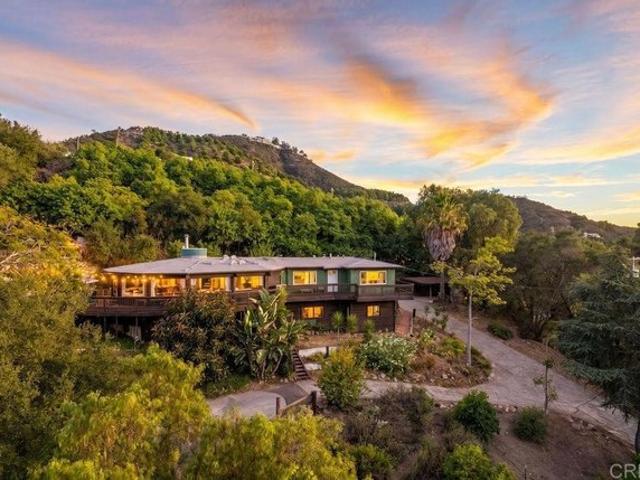 2870 N Twin Oaks Valley Rd, San Marcos, CA 92069