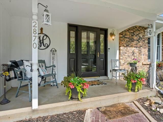 2870 Santa Barbara Dr, Brookfield, WI 53005