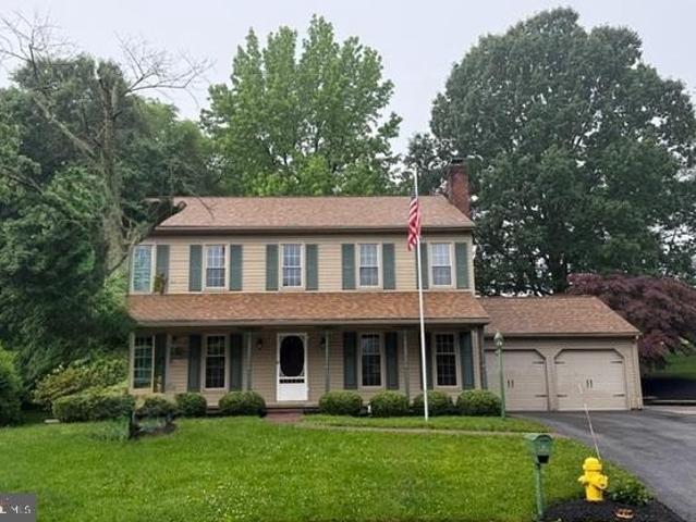 2870 Travis Ct, York, PA 17403