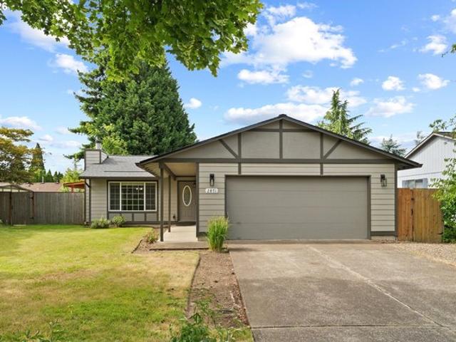 2871 NE Meadow Ct, Hillsboro, OR 97124