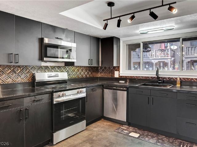 2871 Calle Del Oro, Las Vegas, NV 89120 | MLS #2777 | Compass