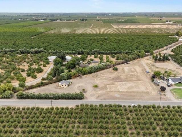 2871 Pease Rd, Yuba City, CA 95993