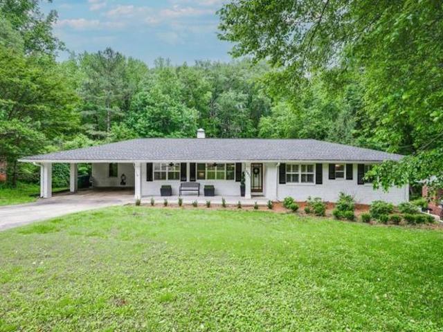 2871 Ponderosa Cir, Decatur, GA 30033