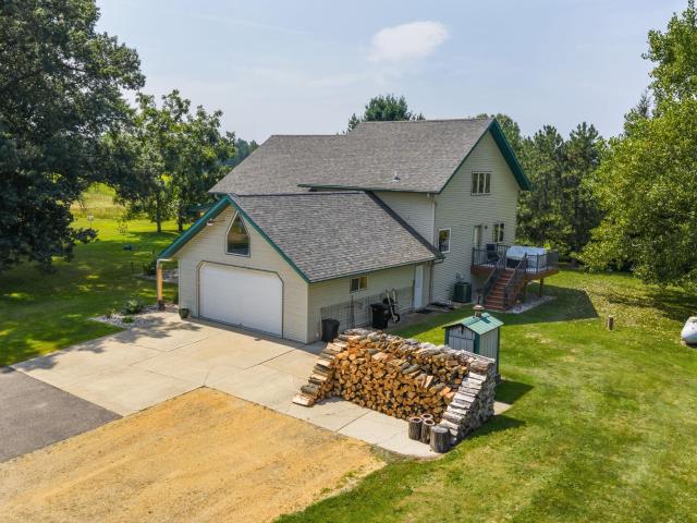 28720 County Highway ET