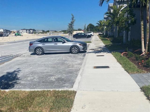 28729 SW 132nd Pl, Unit 28729, Homestead, FL 33033 | MLS #A12009 | Compass