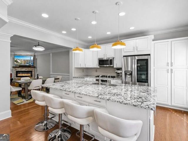 2872 Overlook Way NE, Atlanta, GA 30324