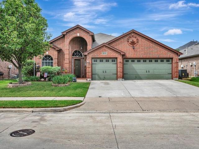 2872 Spotted Owl Dr, Fort Worth, TX 76244