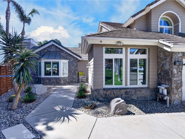 28737 Live Oak