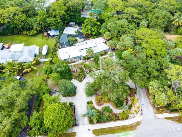 2873 Riverland Rd, Fort Lauderdale, FL 33312