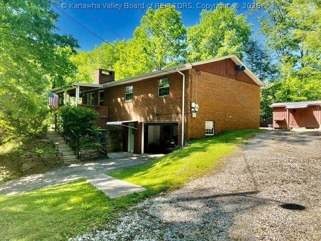 287 Bear Tracks Dr, Charleston, WV 25306