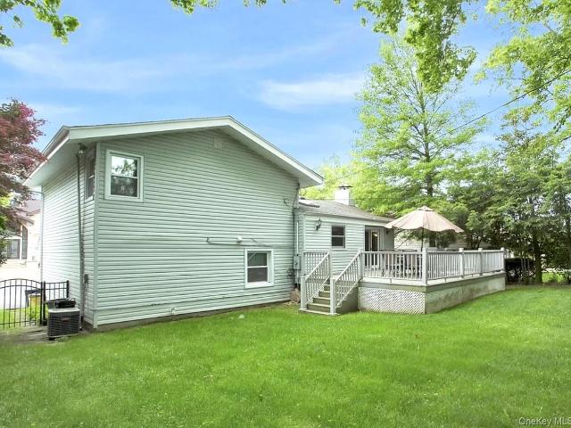 287 Birchwood Park Dr, Jericho, NY 11753 | MLS #986059