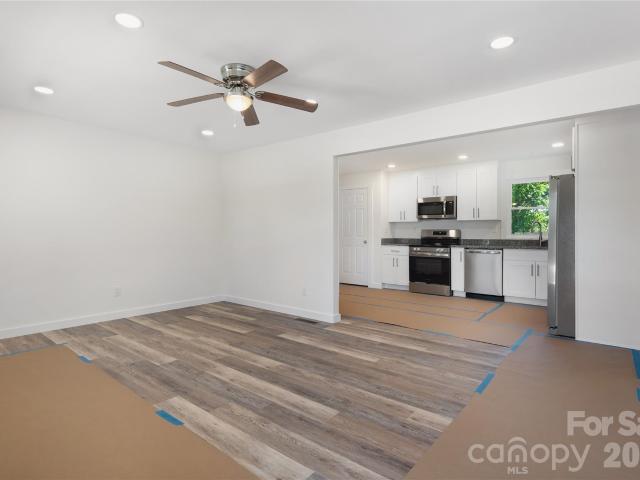 287 Duncan Road