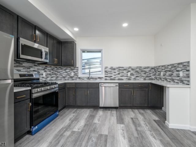 287 Orange St Apt 2