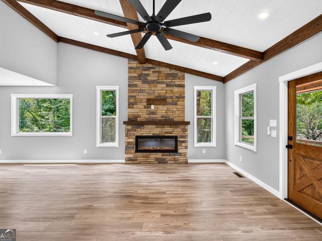287 Lakeview Circle
