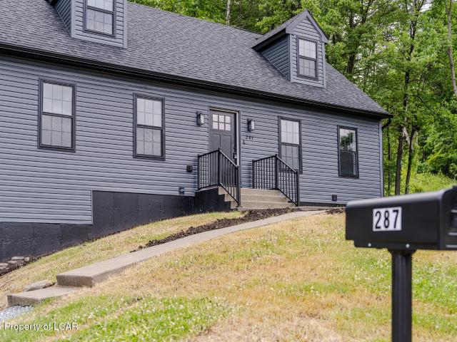 287 Meadowcrest Drive