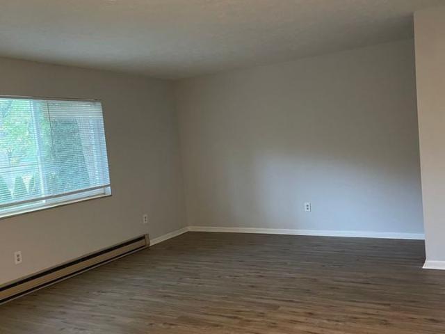 287 MYERS LANDING 1 Bedroom Apartment for Rent at 1800 Whipple Ave Nw, Canton, OH 44708