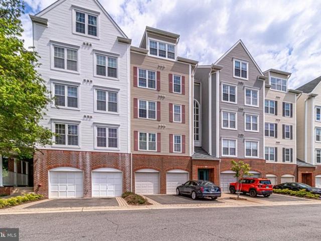 287 S Pickett St Apt 302, Alexandria, VA 22304