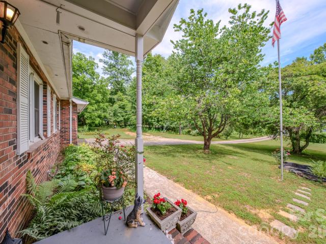 287 Robertson Drive