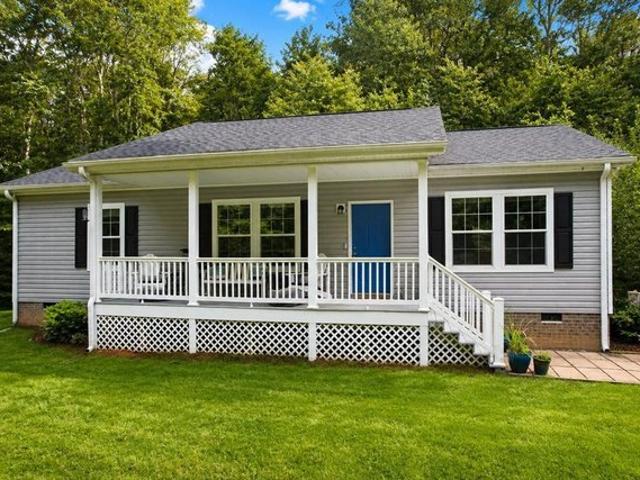 287 White Stone Rd, Hillsville, VA 24343