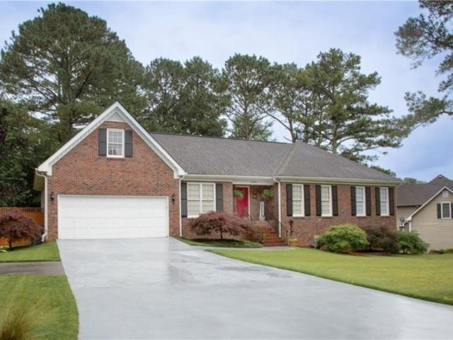 2884 Overwood Ln, Snellville, GA 30078