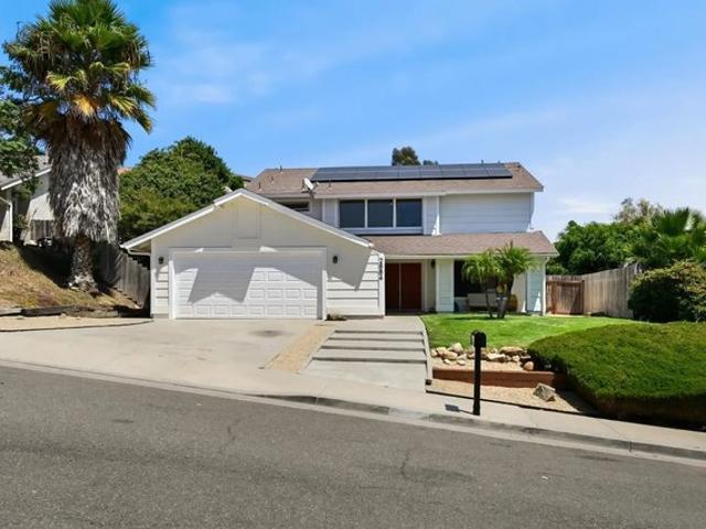 2884 Brandeis Dr, Oceanside, CA 92056
