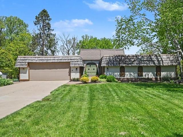 2884 Clearview Dr, Lexington, OH 44904