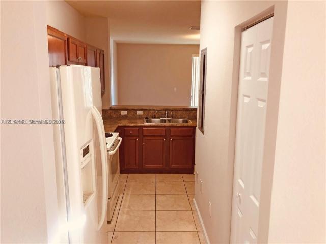2884 SE 2nd Dr Unit 2, Homestead, US, FL