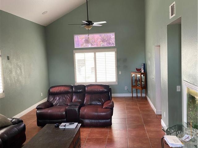 2884 W Buena Vista Dr, Rialto, CA 92377 | MLS #CV26071