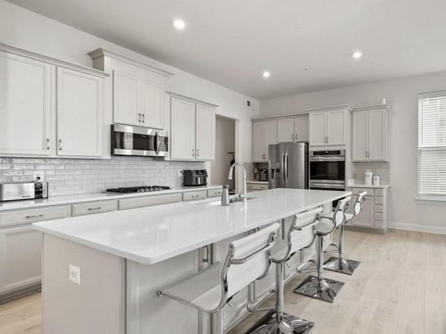 2885 Broad Wing Dr, Odenton, MD 21113