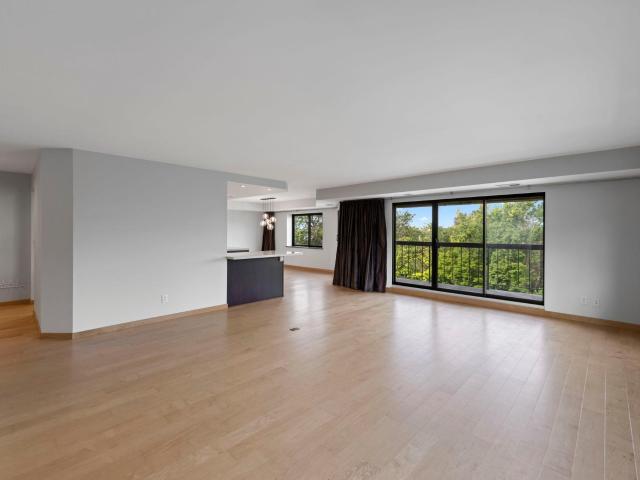 2885 Knox Avenue S # 502
