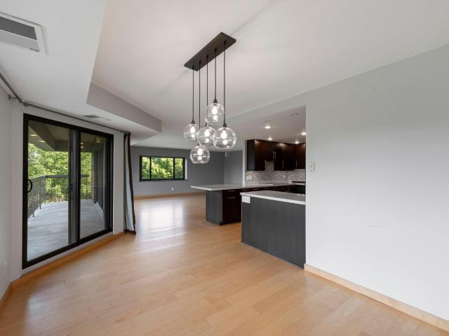 2885 Knox Avenue S # 502