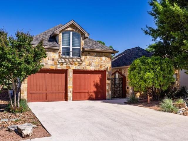 2885 Rock Barn Dr, Kerrville, TX 78028