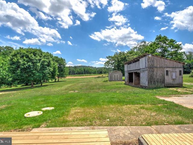 2885 Stoverstown Road