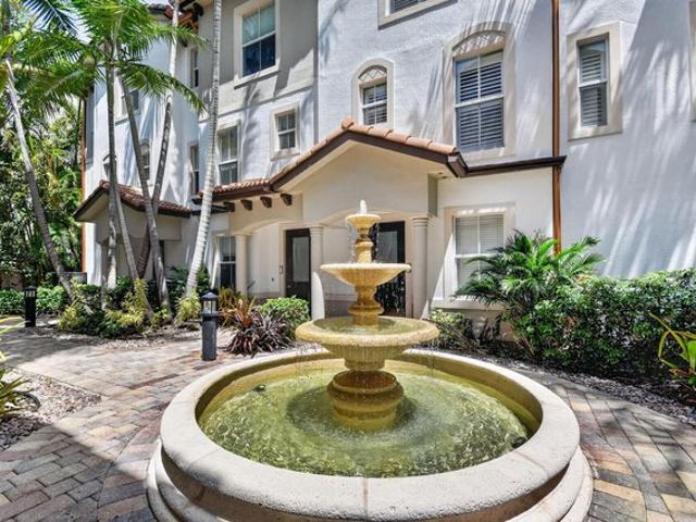 2686 N Federal Hwy Apt 24, Boynton Beach, FL 33435
