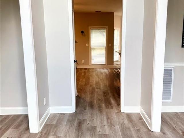 2887 Montview Drive