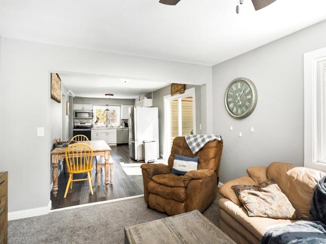 2887 Hutchinson Road
