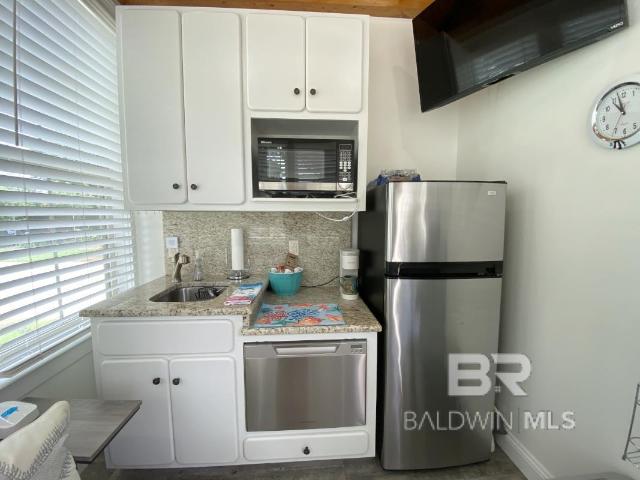 28888 Canal Road 77